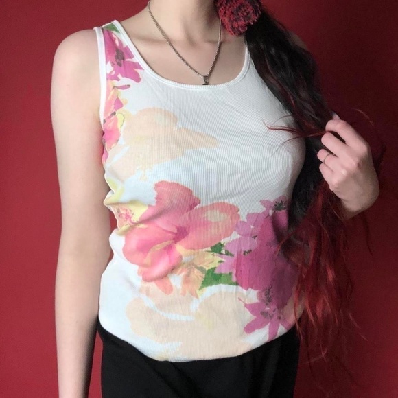 Tops | White And Pink Floral Tank Top | Poshmark